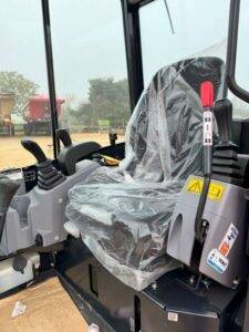 KUBOTA U27-4 NEUVE + 3 GODETS - INOVOL Machines